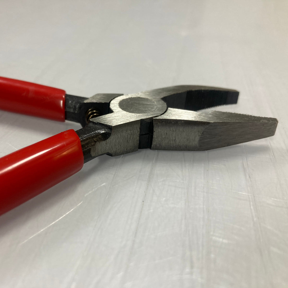 Grozing Pliers Mini Size – Stained Glass Express